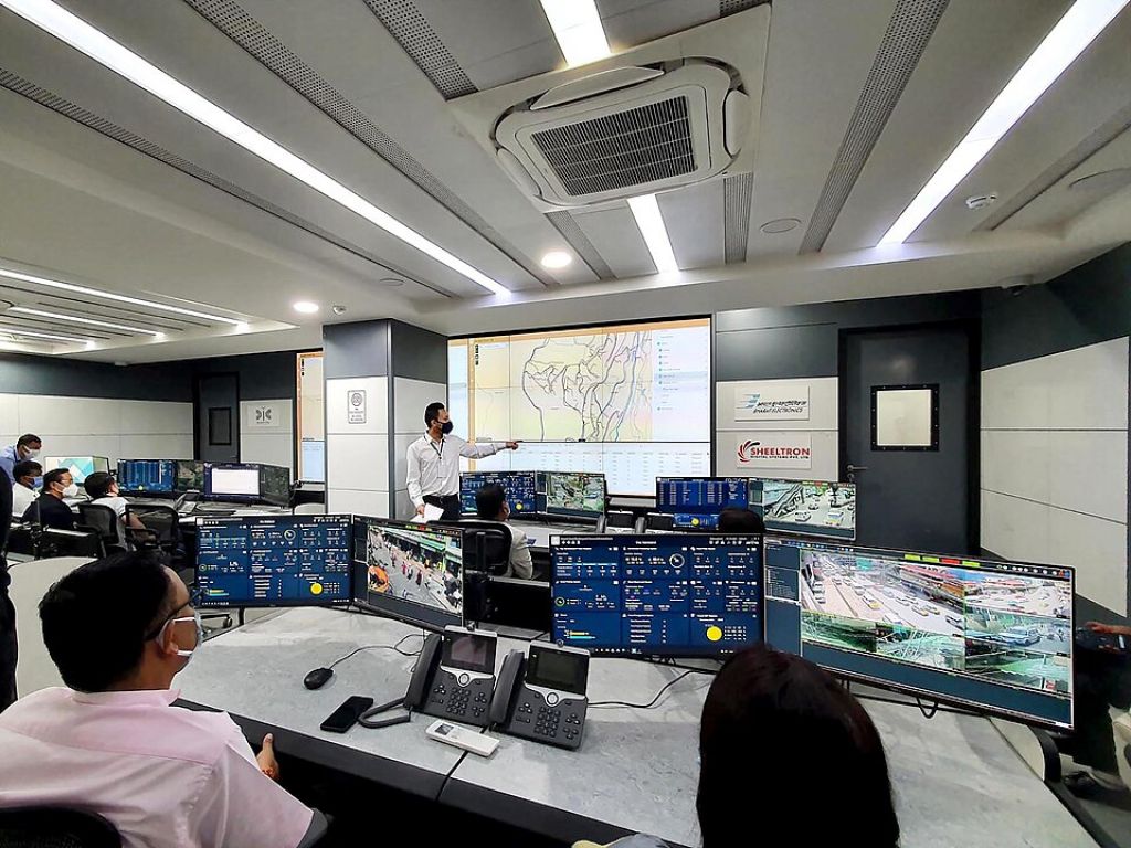 Real-Time Visual Monitoring Systems for Smart Cities